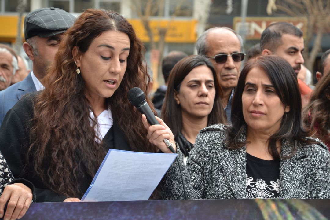 “Halepçe katliamı unutulmayacak” - Batman Medya Gazetesi “Halepçe katliamı unutulmayacak” - Batman Medya Gazetesi