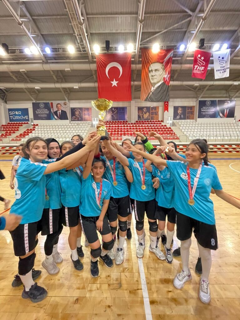 Hentbol şampiyonası sona erdi - Batman Medya Gazetesi Hentbol şampiyonası sona erdi - Batman Medya Gazetesi
